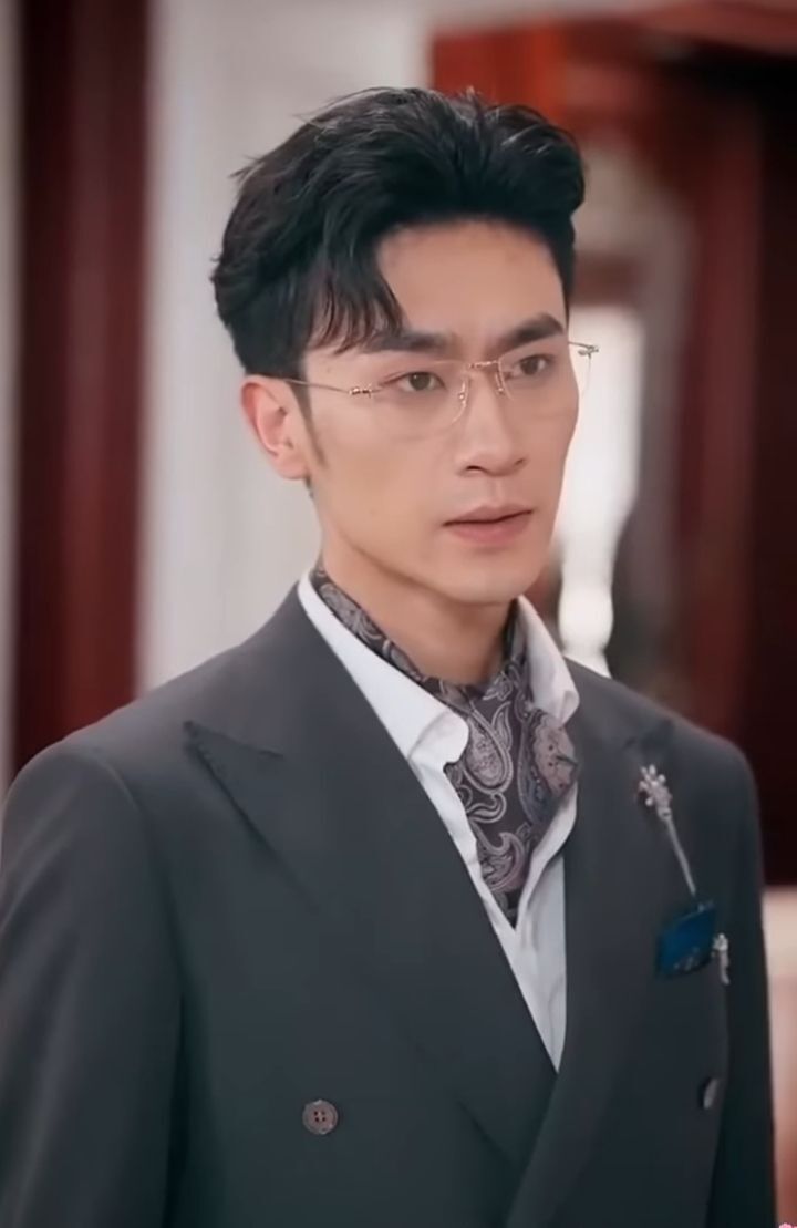 Актер Чэнь Сы (Chen Si: 沉思), список дорам. Сортировка по году написания ...